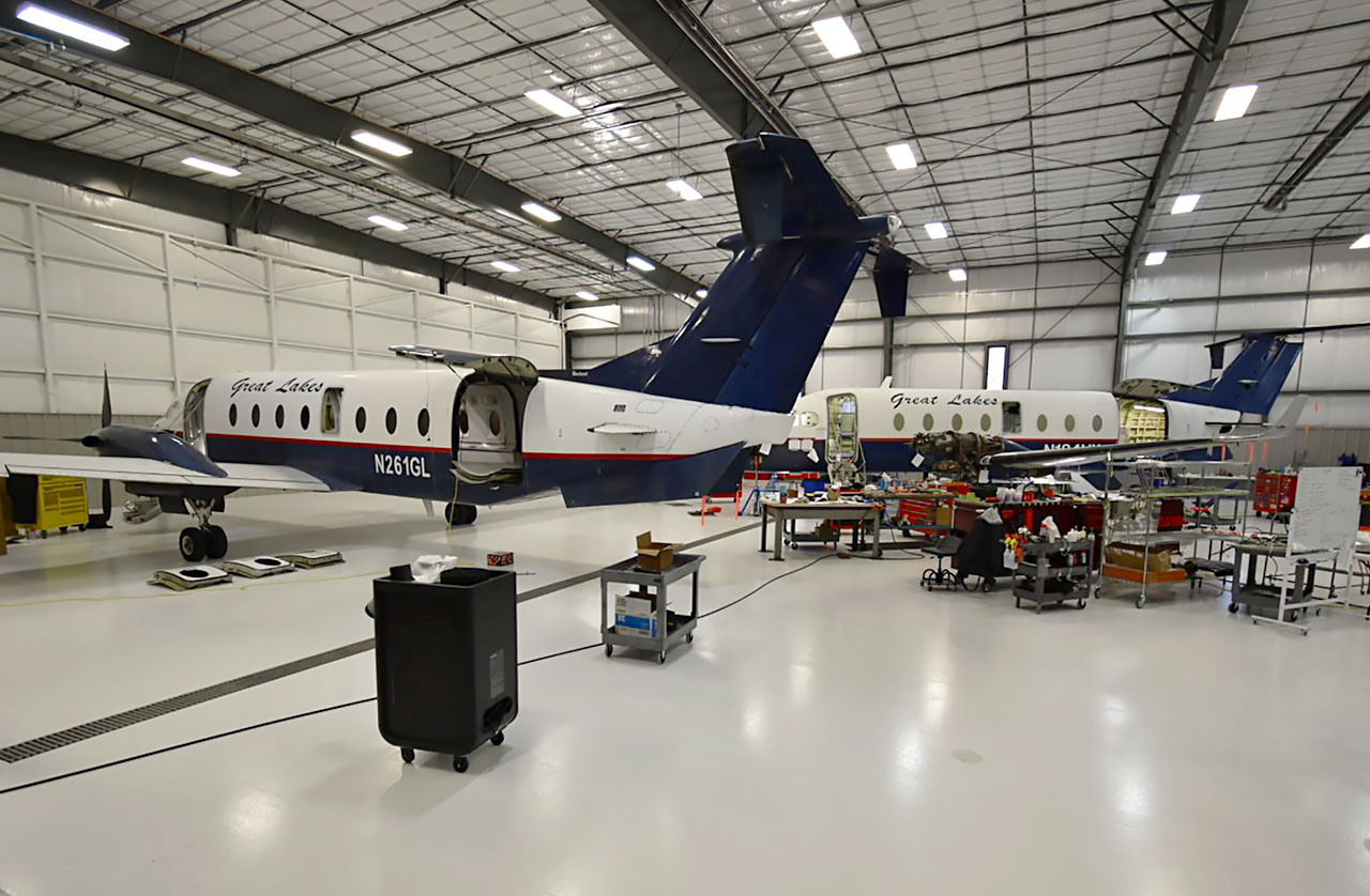 Yingling Aviation & Alpine Air Express Beech 1900D Collaboration